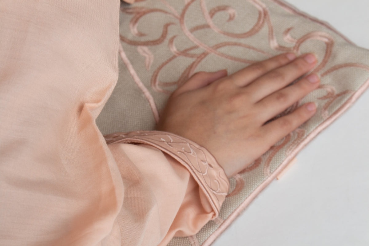 Embroidered Prayer Clothes Kit - Pink – Namat